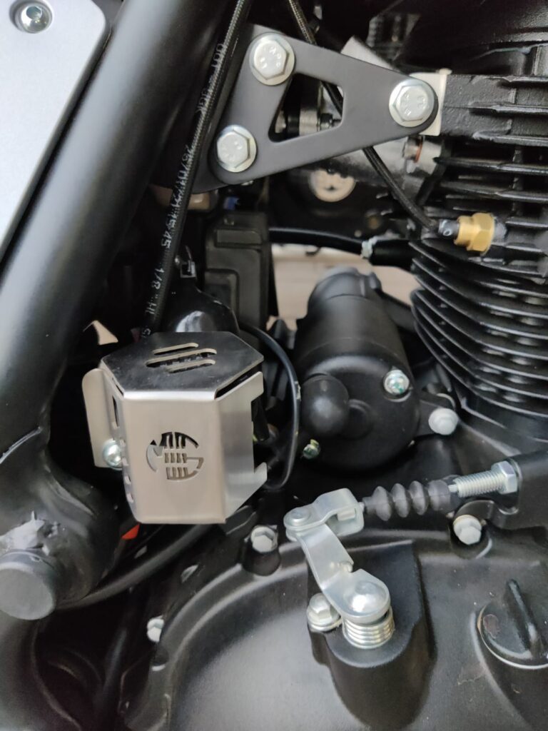 Rear Disc Brake Reservoir Oil Cap - Meteor 350 - Throttle&thump