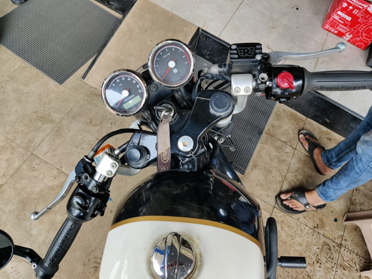 SUPER METEOR 650 METAL SWITCHES - PAIR - Throttle&thump