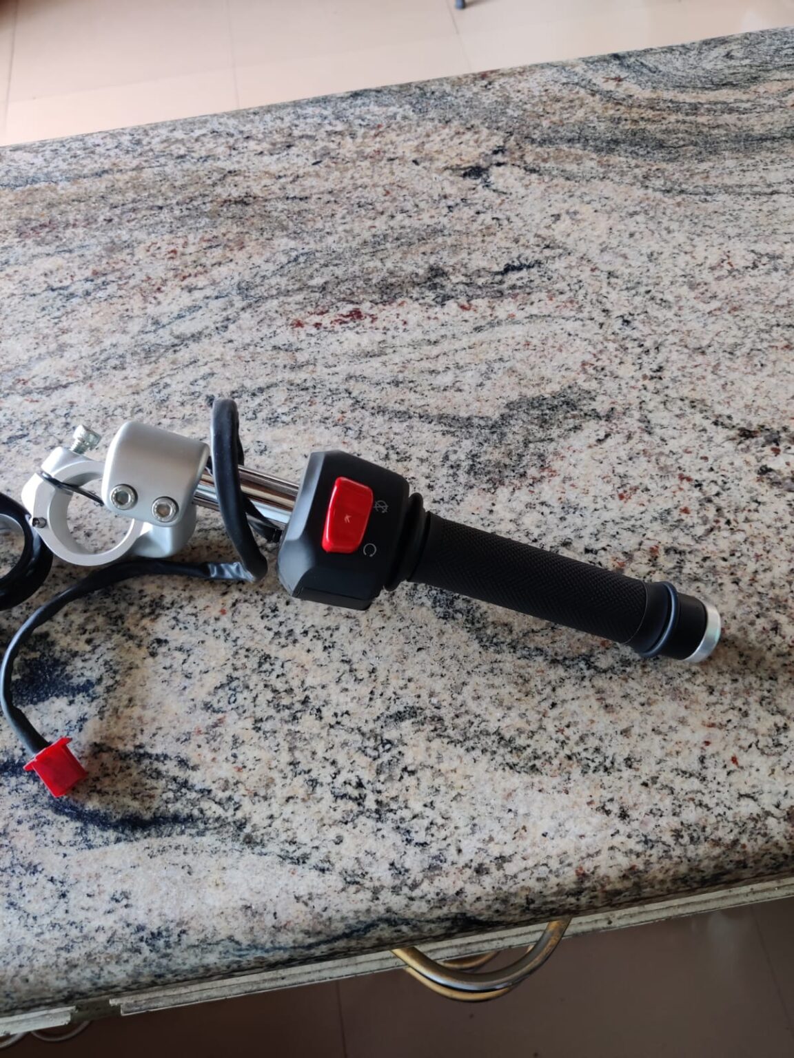 GT 650 HANDLE KIT CONVERSION - BS4 & BS6 VERSION - Clip ons - Throttle ...